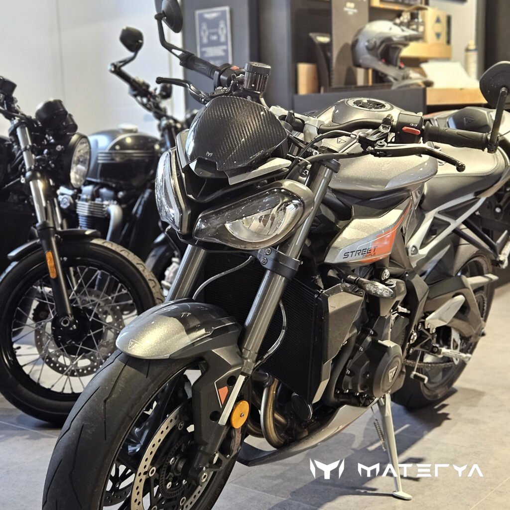 FlyScreen for Triumph Street Triple 765 RS - Carbon Fiber - MATERYA